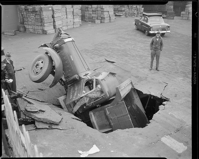 Vintage Photos of Auto Accidents in Boston (1920s-1950s) | Gentlemint