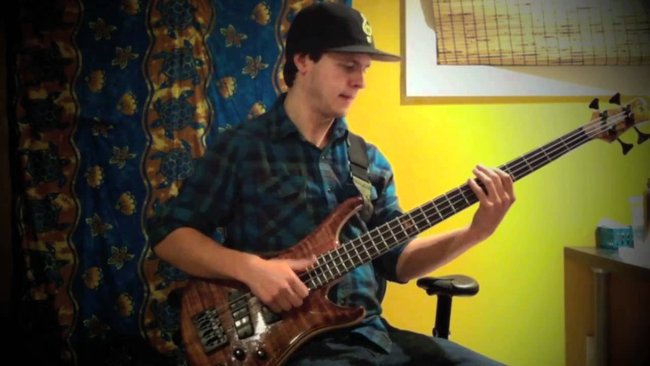 How to Play: Seinfeld Theme - Slap Bass Line with TABS - YouTube ...