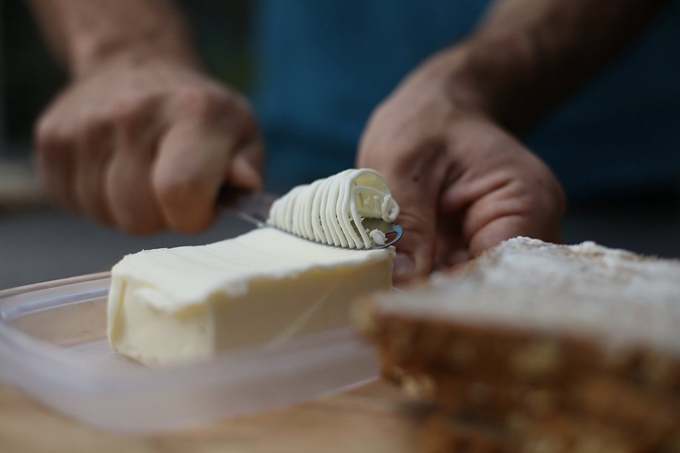 The Butter Spreader That Never Ruins Bread | Gentlemint Reserve